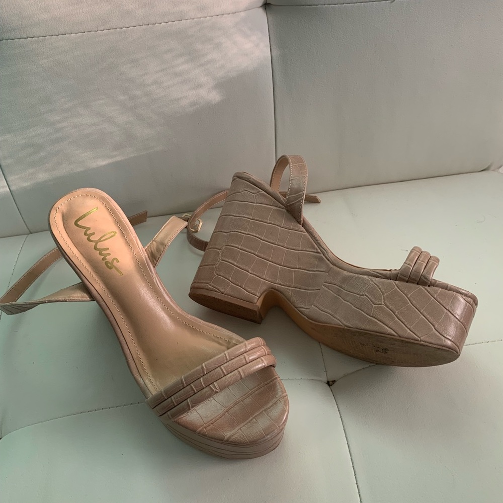 Lulu’s Platform Pink Platform Wedge Shoes Size 7.5 - Gem